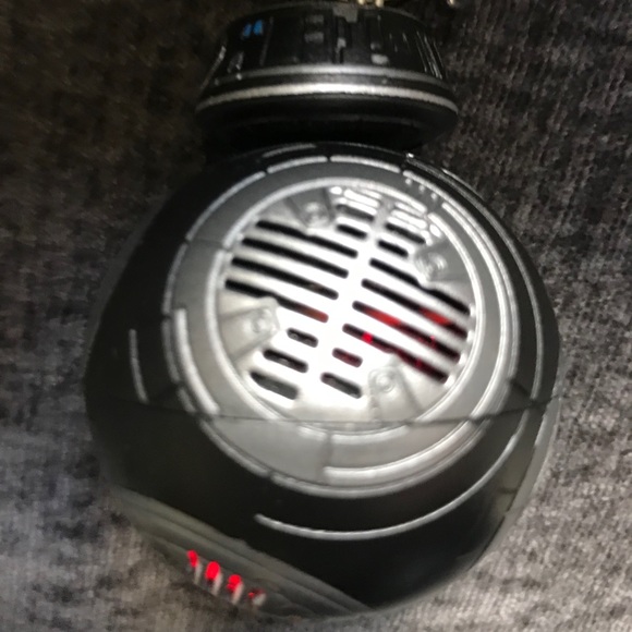 Star Wars | Accessories | Disney Parks Bb9e Light Sound Key Chain ...